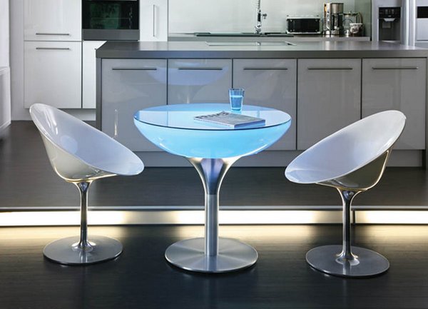 Mesas de diseño iluminadas