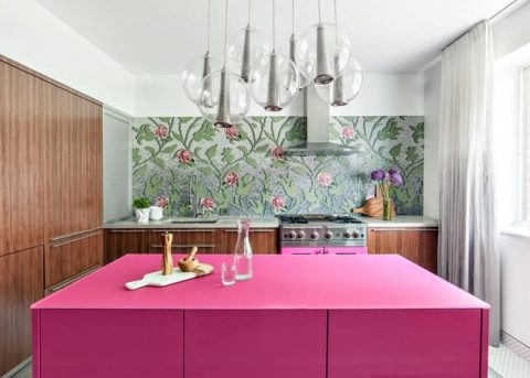 10 ideas de cocinas de color rosa que rebosan estilo